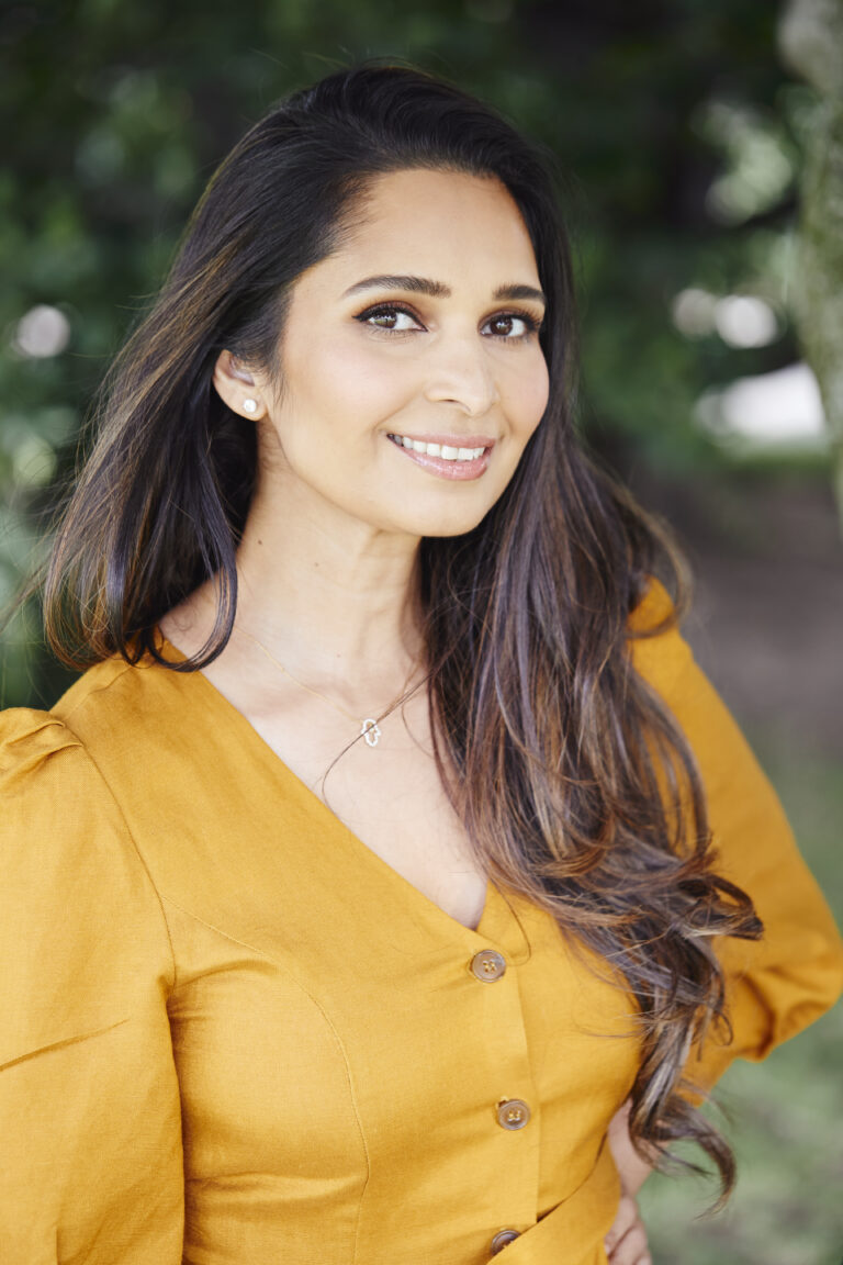 Spiced Chicken Curry With Whole Spices, Tomato and Fenugreek - Women of ...