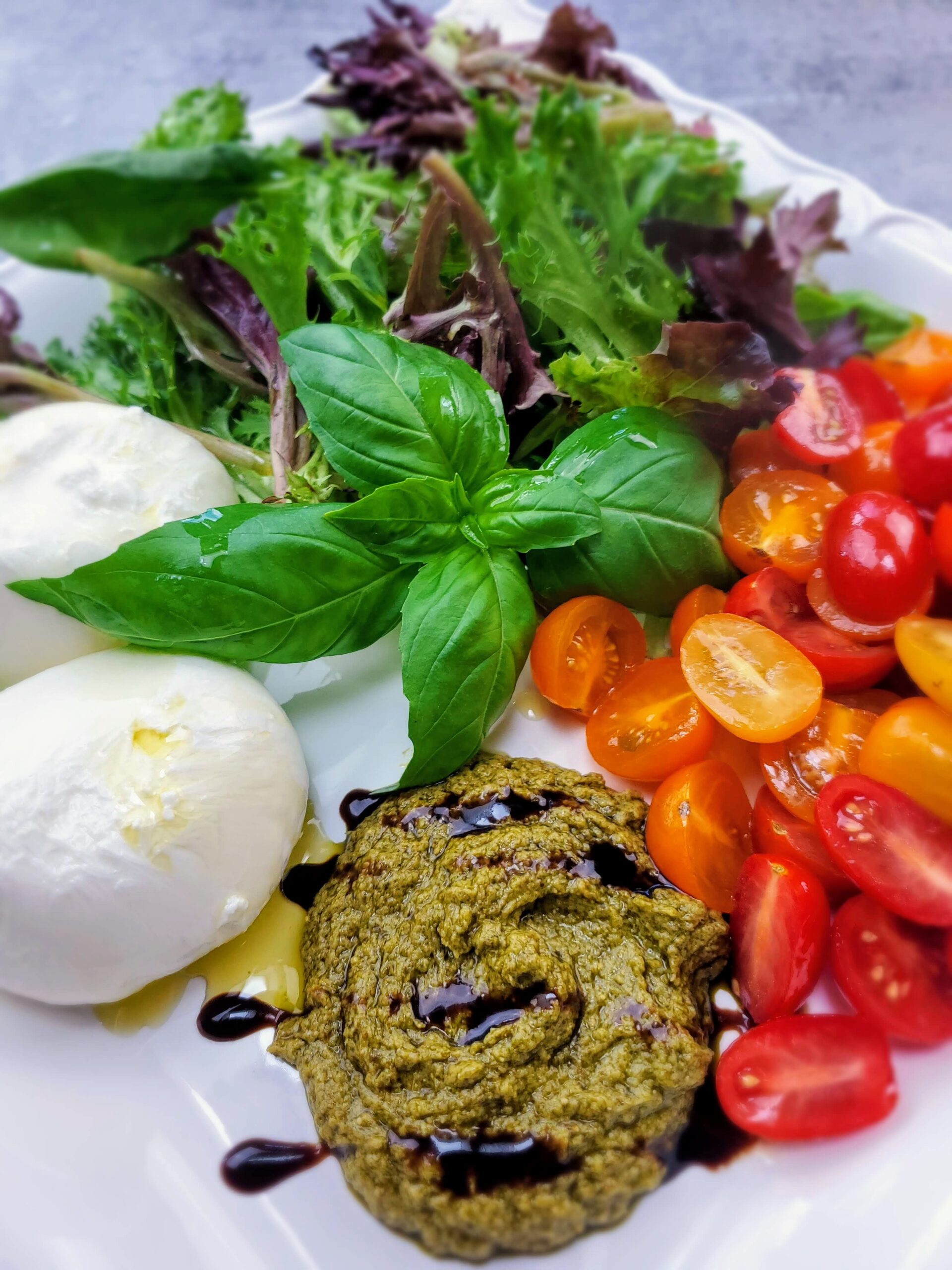 Deconstructed Caprese Salad - Women of Today