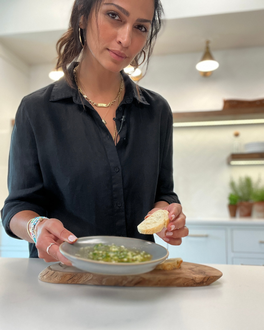 Savory Dipping Oil with Grilled Bread - Women of Today