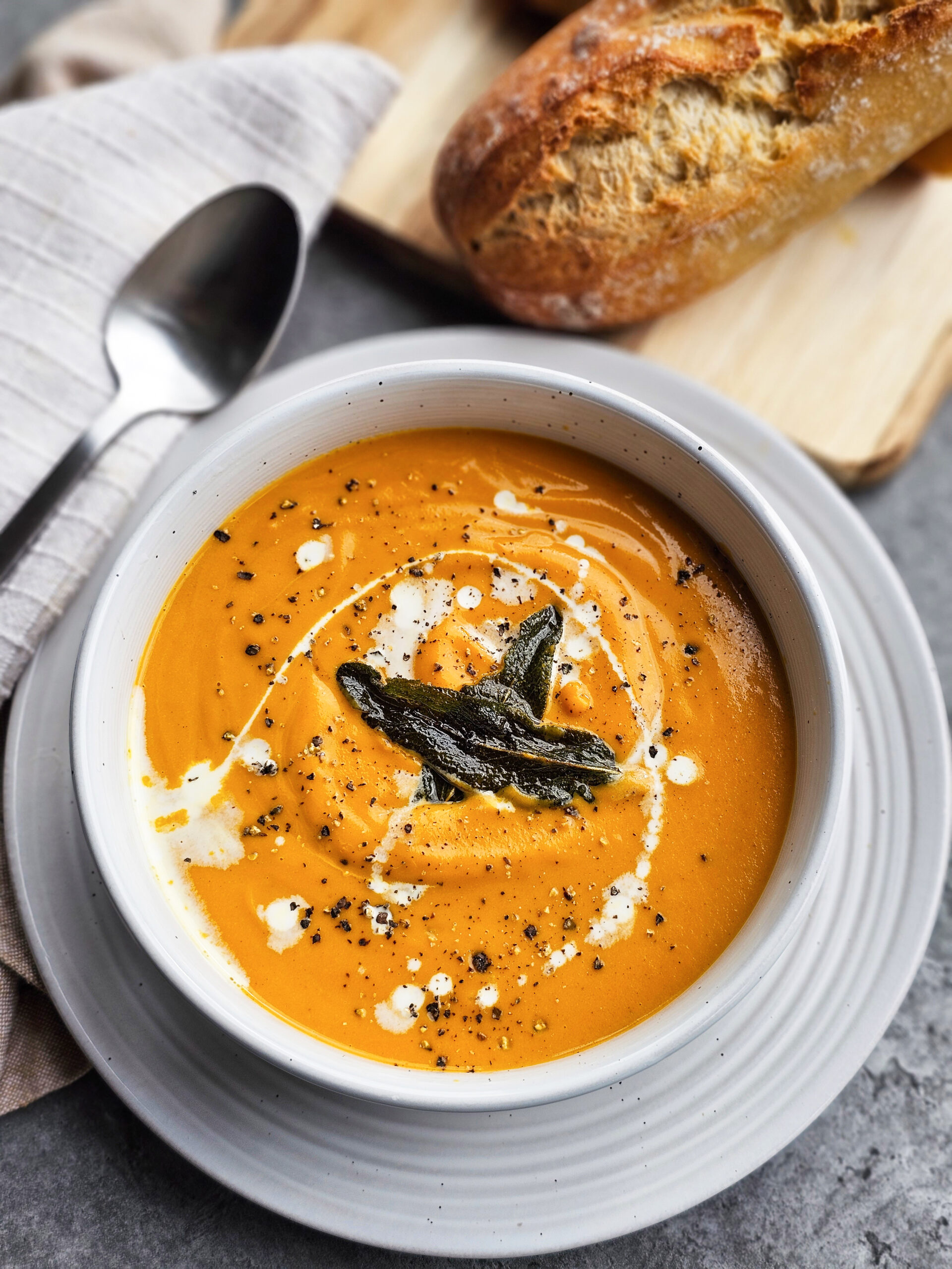 6 sopas saudáveis para mantê-la aquecida - Mulheres de Hoje