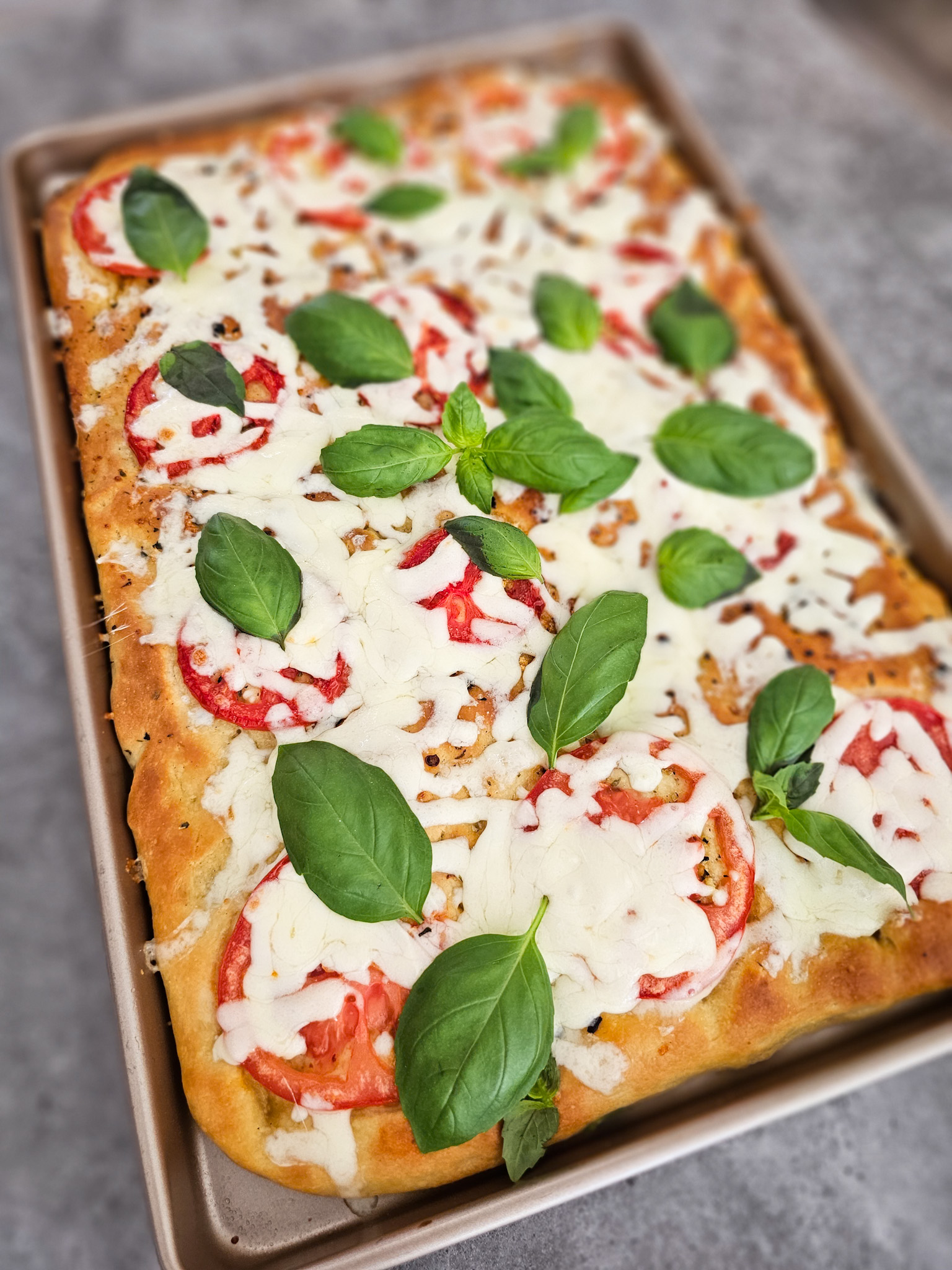 Easy Weeknight Pizza - Women of Today