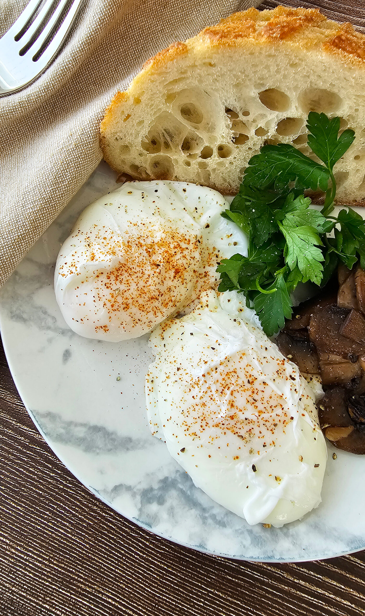 Perfectly Poached Eggs - Women of Today